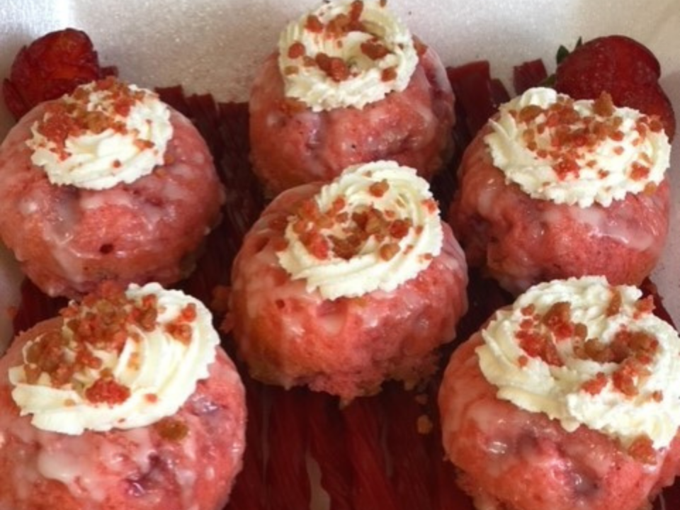 Strawberry Lava Cake - Royal Oak